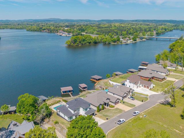 161 Gibbins Trail