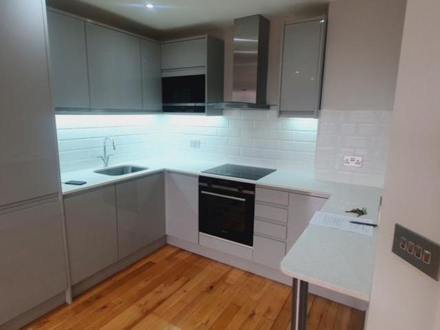 161 Grange Road, London, SE1 1 bed flat to rent £2,100 pcm £485 pw