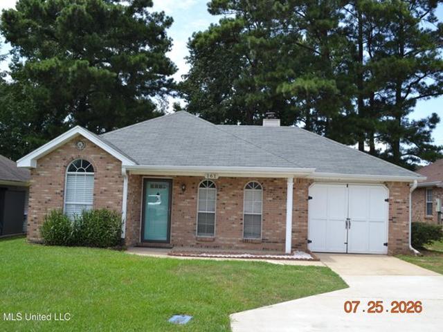 161 Greenfield Ln, Pearl, MS 39208