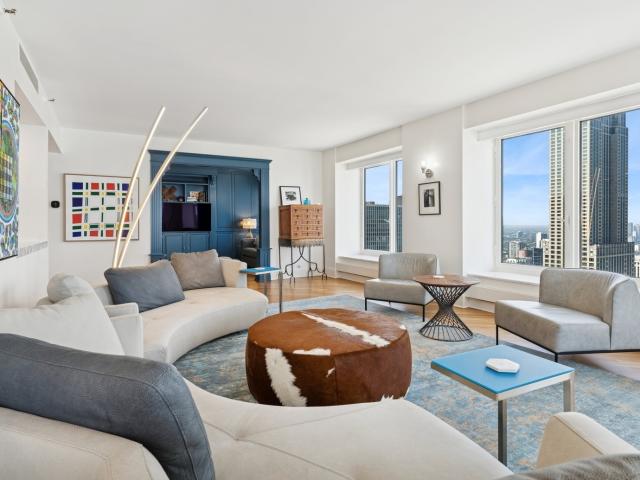 161 E Chicago Avenue # 38A