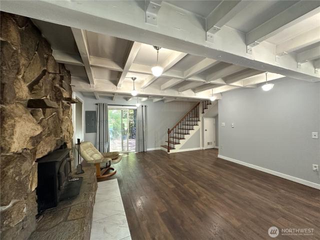 161 E Forest Drive