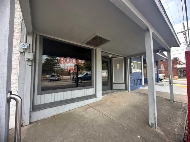 161 E Pickens Road