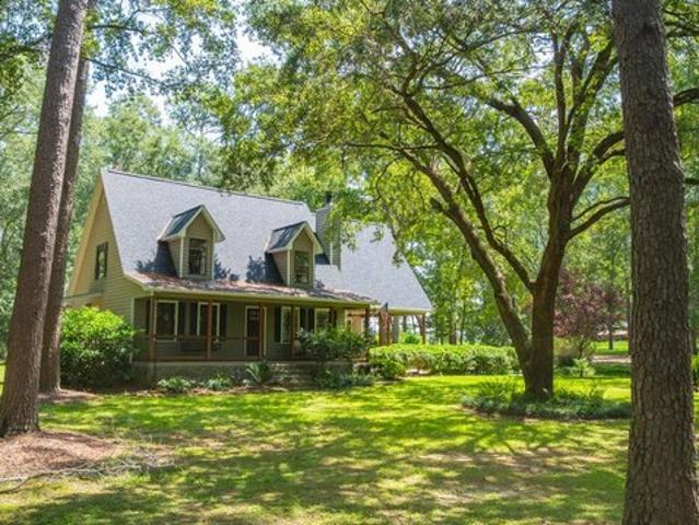 161 Evergreen Ln, Cairo, GA 39828