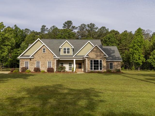 161 Five Oaks Ln, Starkville, MS 39759