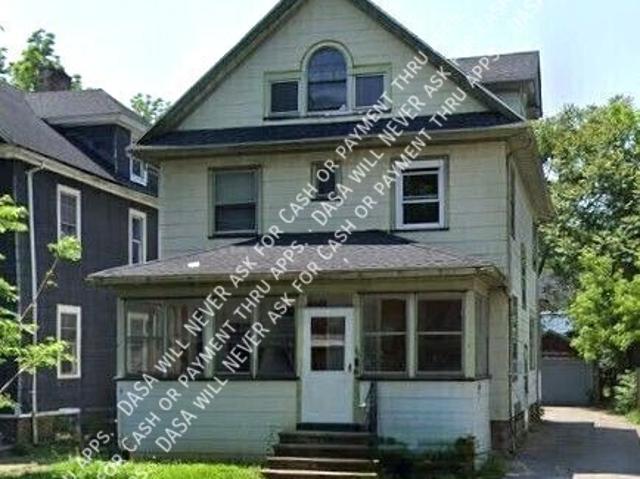 161 Fillmore House 4 Bed / 2 Bath