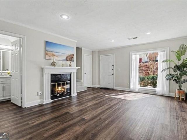 161 Holcomb Ferry Rd, Roswell, GA 30076