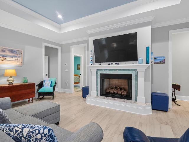 161 Henry Middleton Blvd