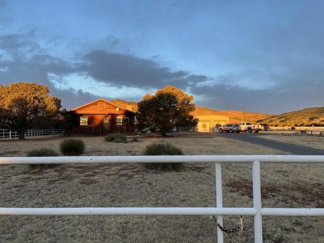 161 Lambert Hills Blvd, Cimarron, NM 87714