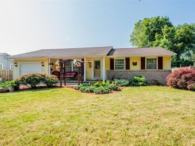 161 Marble Dr, Rochester, NY 14615