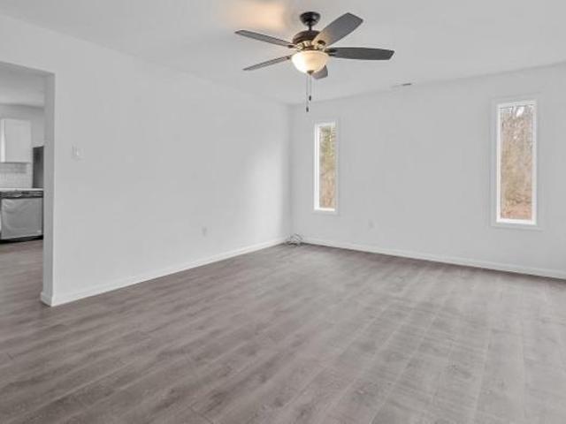 161 New Brooklyn Rd, Berlin, NJ 08009