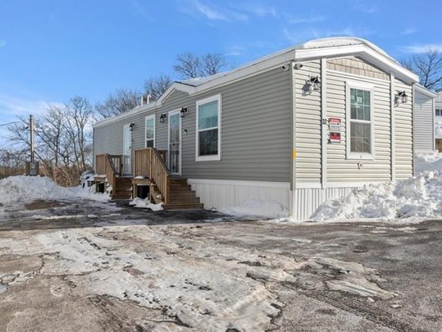 161 Newbury St Trlr 32, Peabody, MA 01960