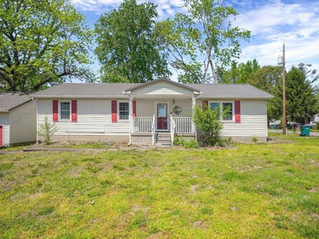 161 S Breckinridge Rd, Waverly, KY 42462
