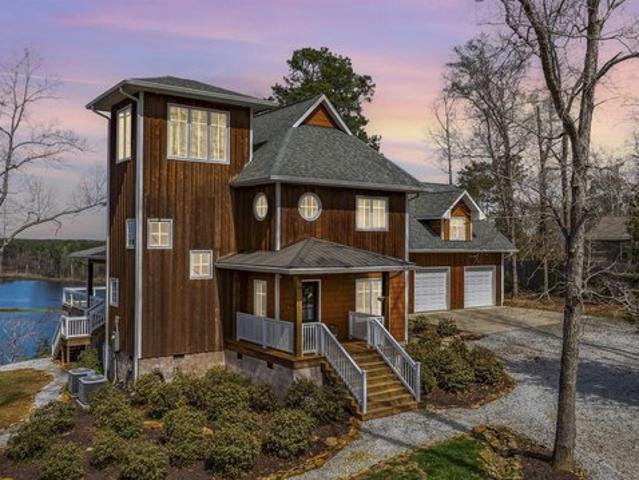 161 Saluda Bluff Rd, Batesburg, SC 29006