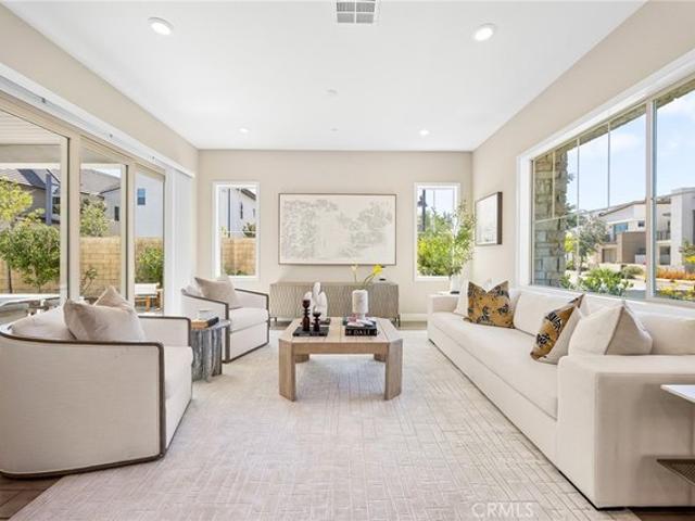 161 Scale, Irvine, CA 92618