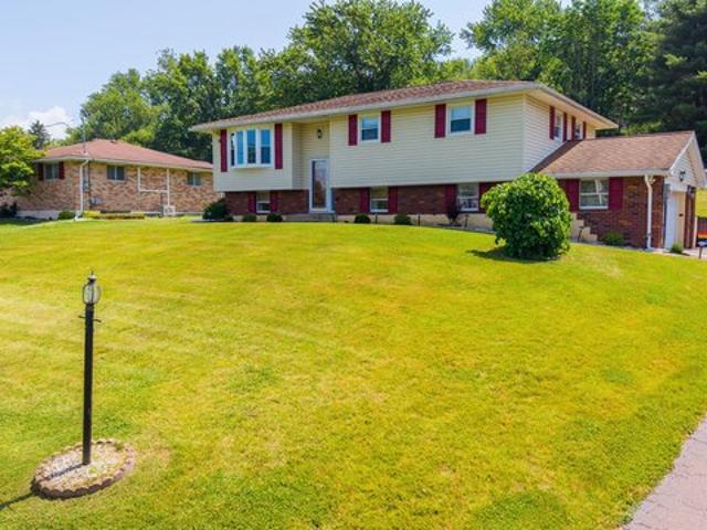 161 Staub Rd, Shavertown, PA 18708