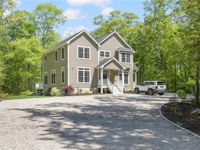 161 Stony Ln, North Kingstown, RI 02852