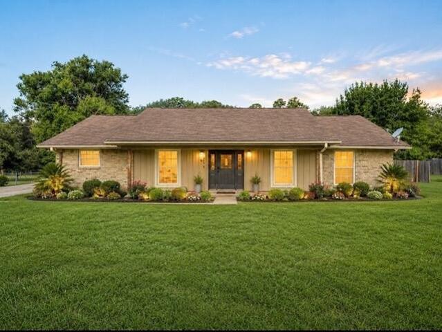 161 Sunny Lee Ln, Leesville, LA 71446