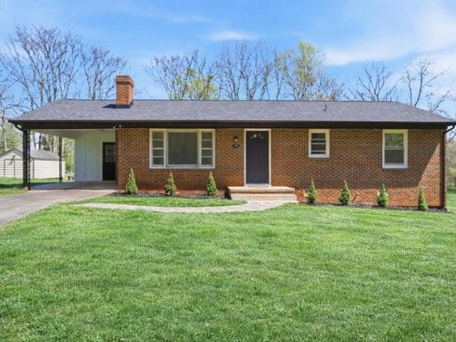 161 Sunrise St, Appomattox, VA 24522