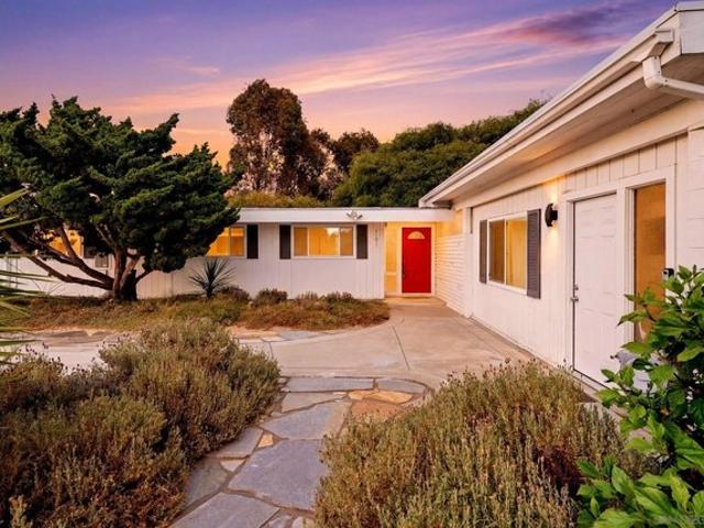 161 Parnassus Cir, Oceanside, CA 92054