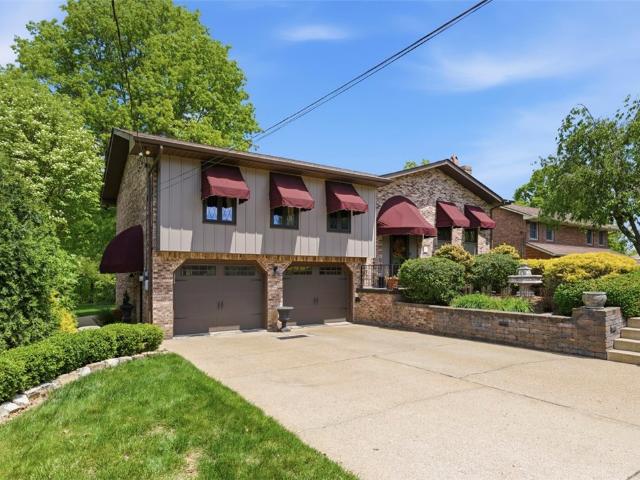 161 Richard Dr