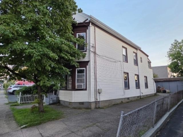 161 Ryerson Ave