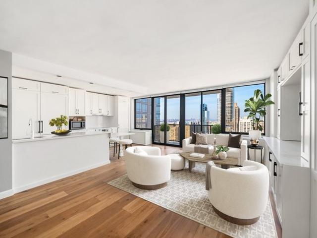 161 W 61st St Apt 35E, New York, NY 10023