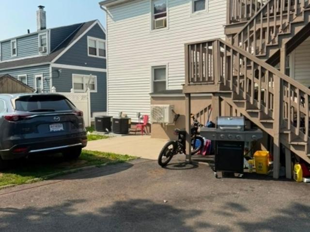 161 W Inman Ave