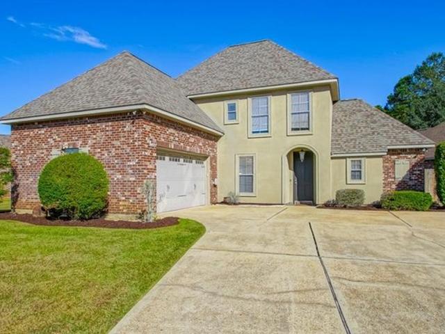 161 Woodthrush Dr, Madisonville, LA 70447