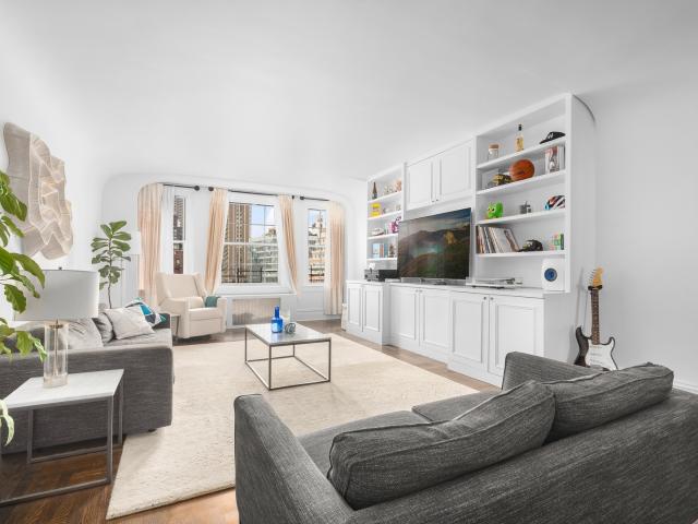 161 West 75th Street, New York, NY