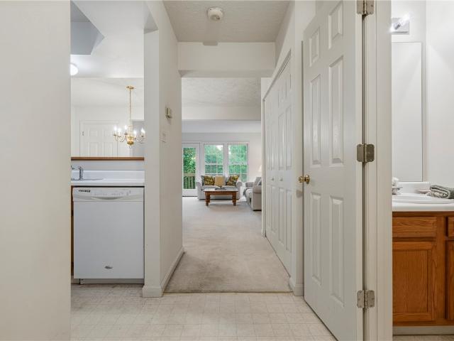 161 Westbrooke Ln