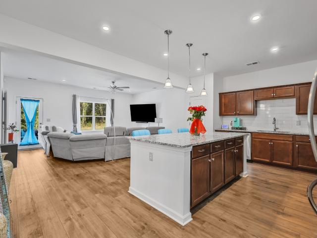 161 Townsend Cir