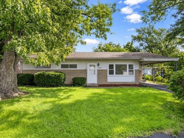 16243 Clifton Park Ave, Markham, IL 60428