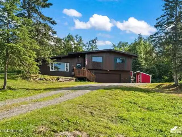 16241 PARKSVILLE DRIVE, EAGLE RIVER, AK 99577