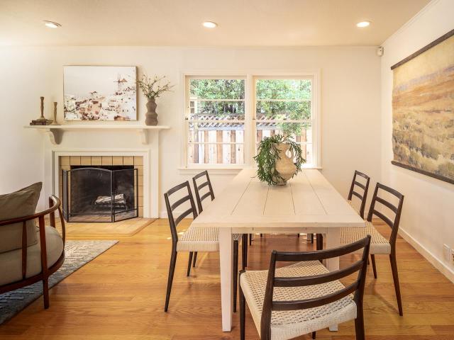 1624 Mariposa Avenue