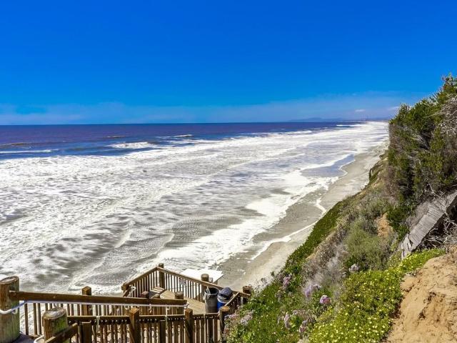 1624 N Coast Hwy 101 2 Bedroom Apartment for Rent at 1624 N Coast Highway 101, Encinitas, CA 92024 Encinitas