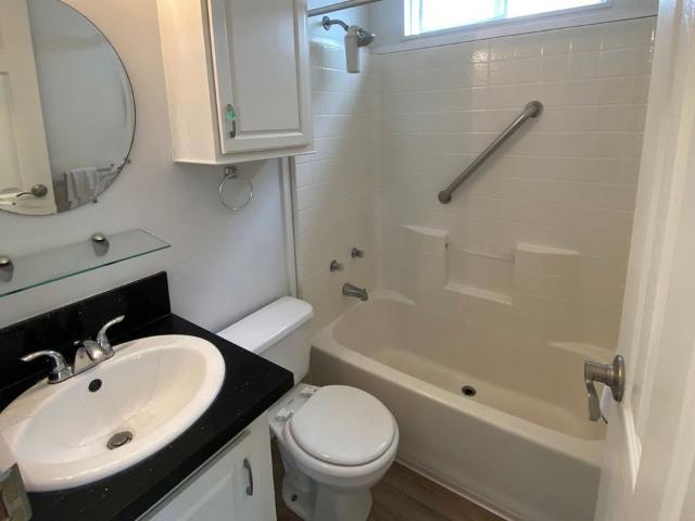 1624 N Coast Hwy 101 2 Bedroom Apartment for Rent at 1624 N Coast Highway 101, Encinitas, CA 92024 Encinitas