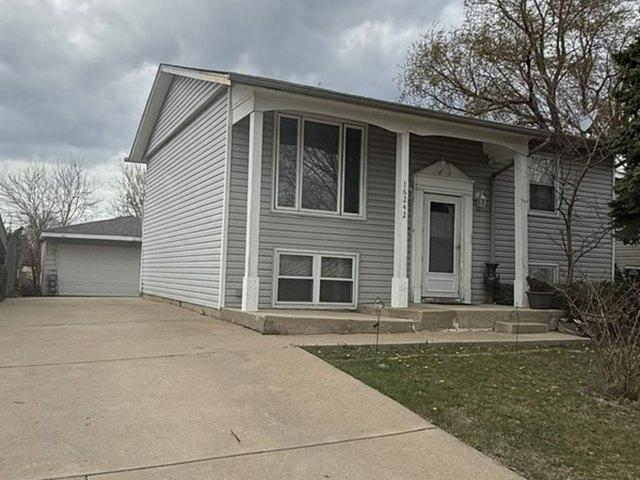 1624 nd Ave, Orland Hills, IL 60487