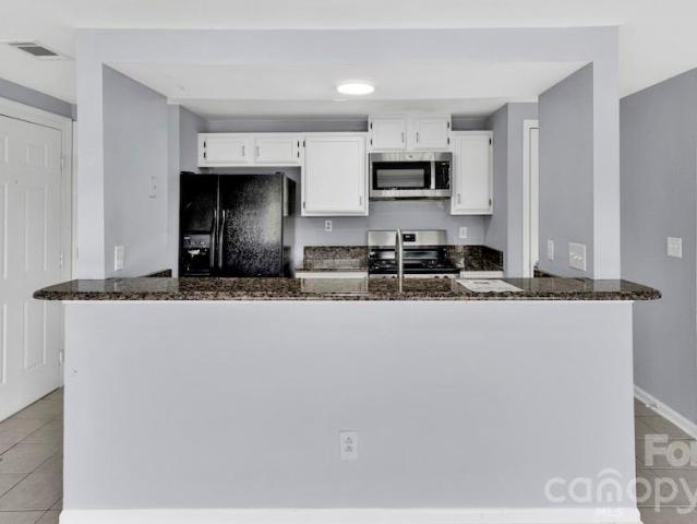 1624 Arlyn Circle # H