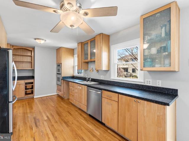 1624 Bishop Road