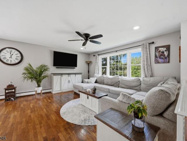1624 County Rd 565