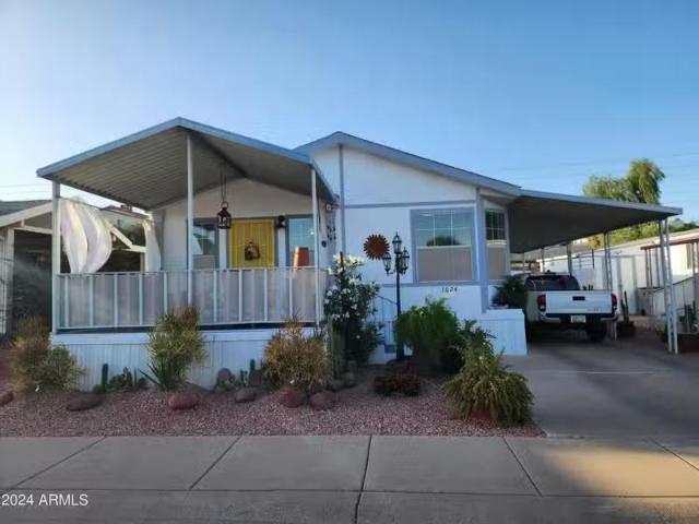 1624 E VILLA RITA DR, PHOENIX, AZ 85022 Mobile Home For Sale.
