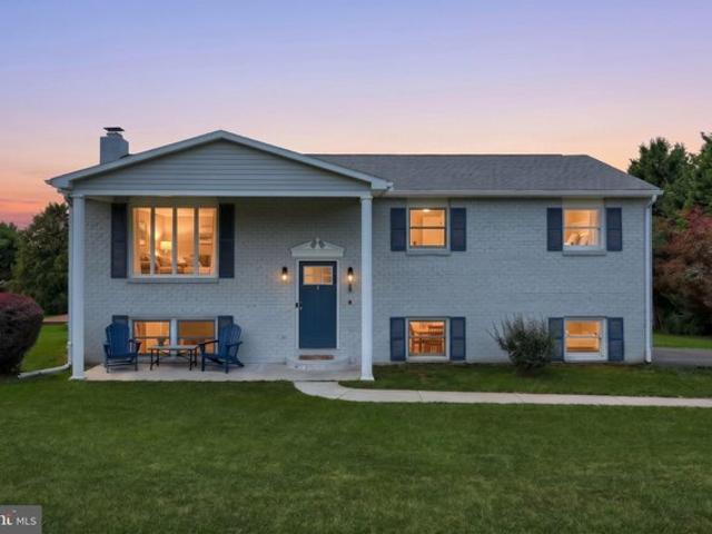 1624 Haar Rd, Spring Grove, PA 17362