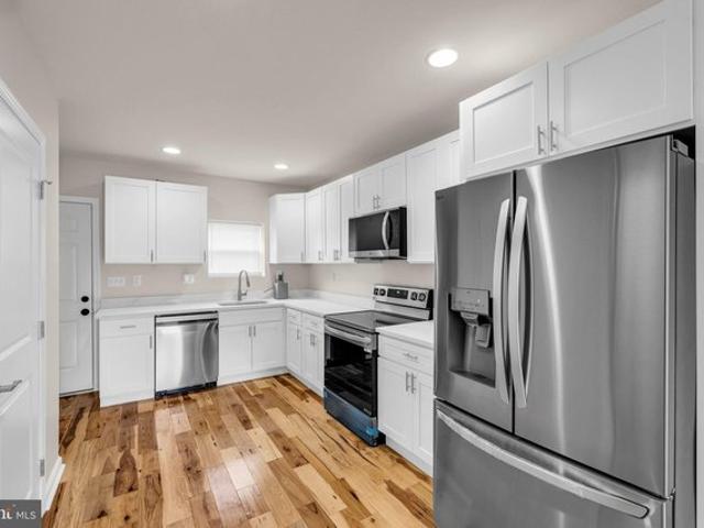 1624 Hazel St, Baltimore, MD 21226