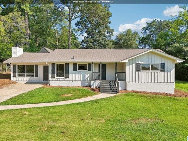 1624 Linda Vista Ln, Vestavia Hills, AL 35226