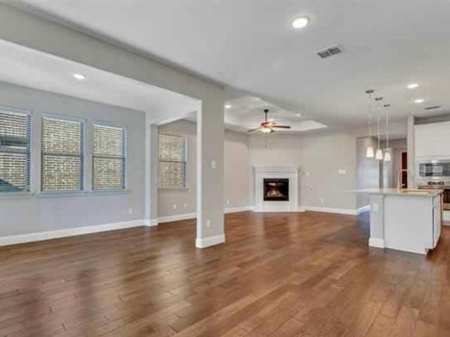 1624 Sweetwater Way