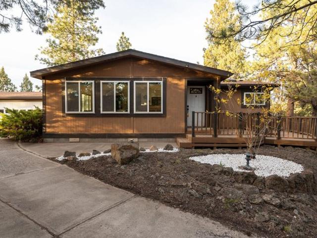 1624 SE Bronzewood Ave, Bend, OR 97702