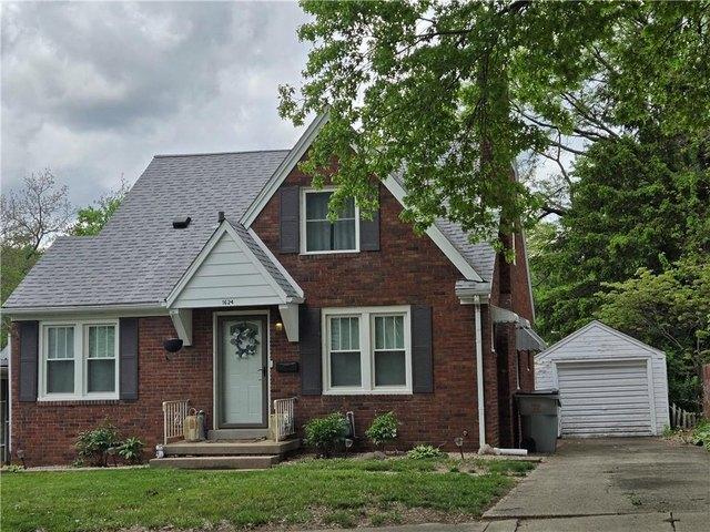 1624 W Forest Ave, Decatur, IL 62522