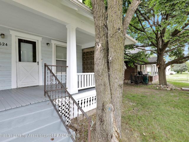 1624 W Willow Street