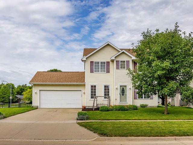 1624 3rd Ave SE, Altoona, IA 50009