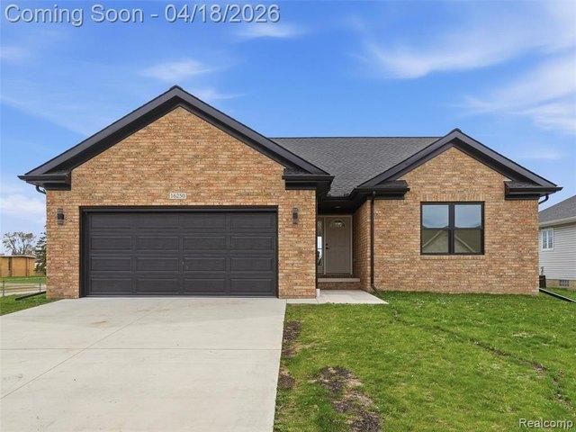 16250 Guest Ct, Roseville, MI 48066
